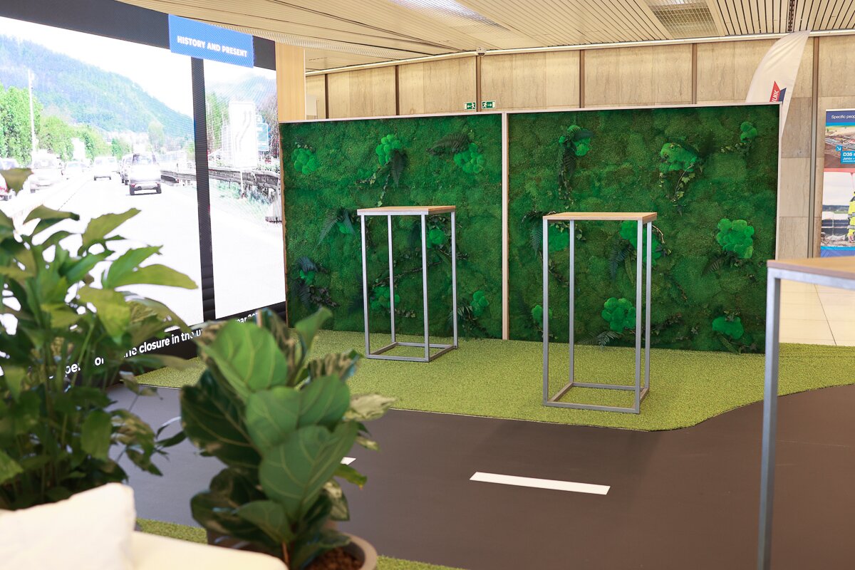 Mechové stěny a solitérní rostliny na 27. světovém silničním kongresu ...