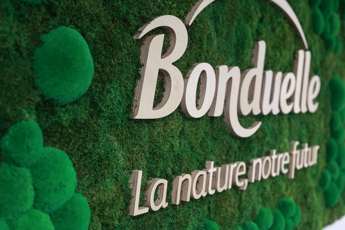 Originally designed Bonduelle logo | JUNGLE INTERIORS, s.r.o.